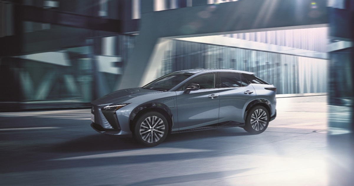 LEXUS、バッテリーEV専用モデルの新型「RZ450e」を発売 ｜LEXUS NEWS