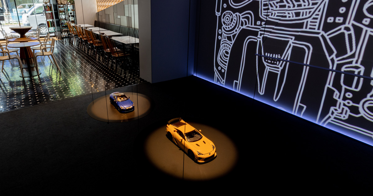 INTERSECT 10周年を記念し、LEXUSのこれまでの歩みと未来に向けた想いを伝える「継承と進化」展 ｜LEXUS NEWS