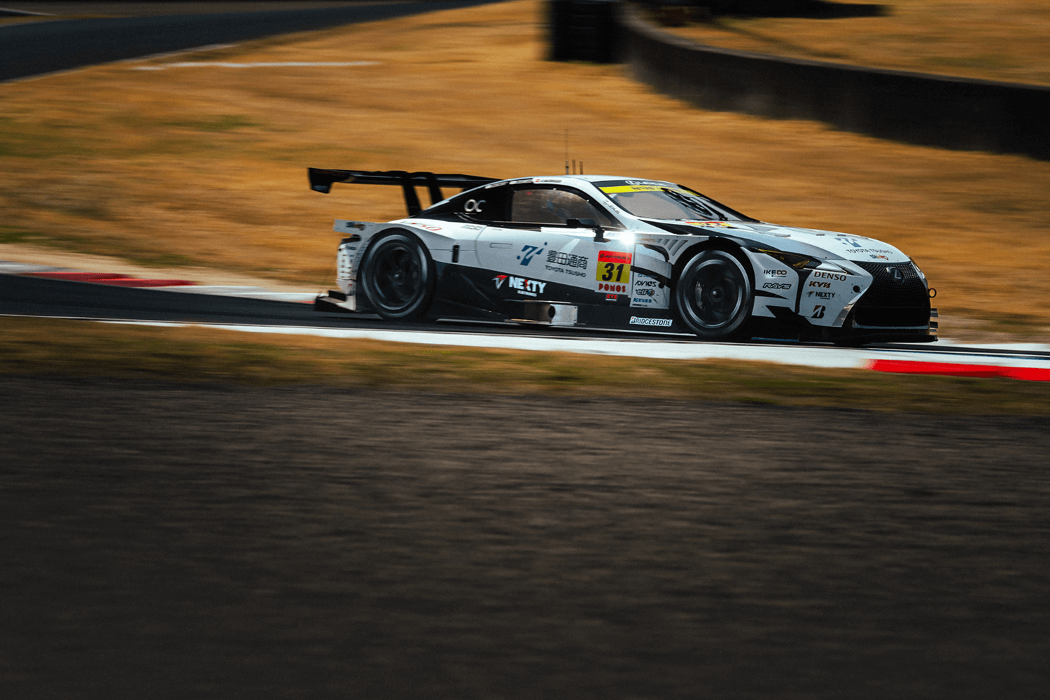 LEXUS ‐ apr - LEXUS MOTORSPORT | SPORT | LEXUS NEWS