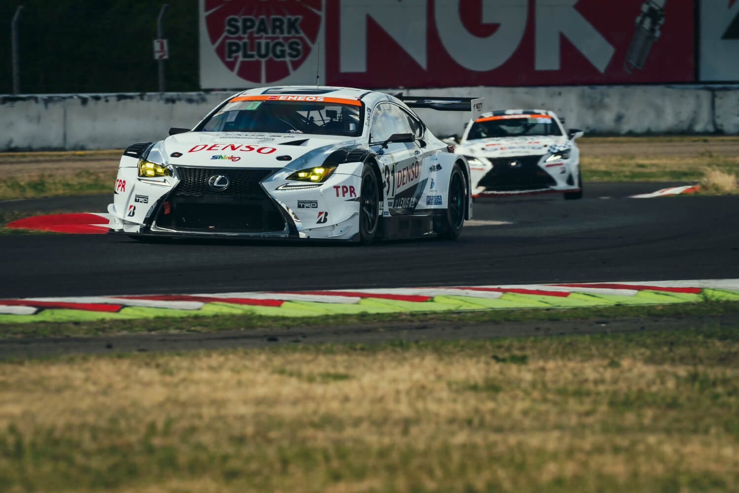 LEXUS ‐ apr - LEXUS MOTORSPORT | SPORT | LEXUS NEWS