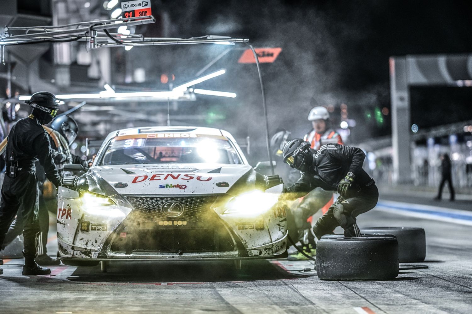 LEXUS ‐ CIRCUIT TO ROAD AND BEYOND - LEXUS MOTORSPORT | SPORT | LEXUS NEWS