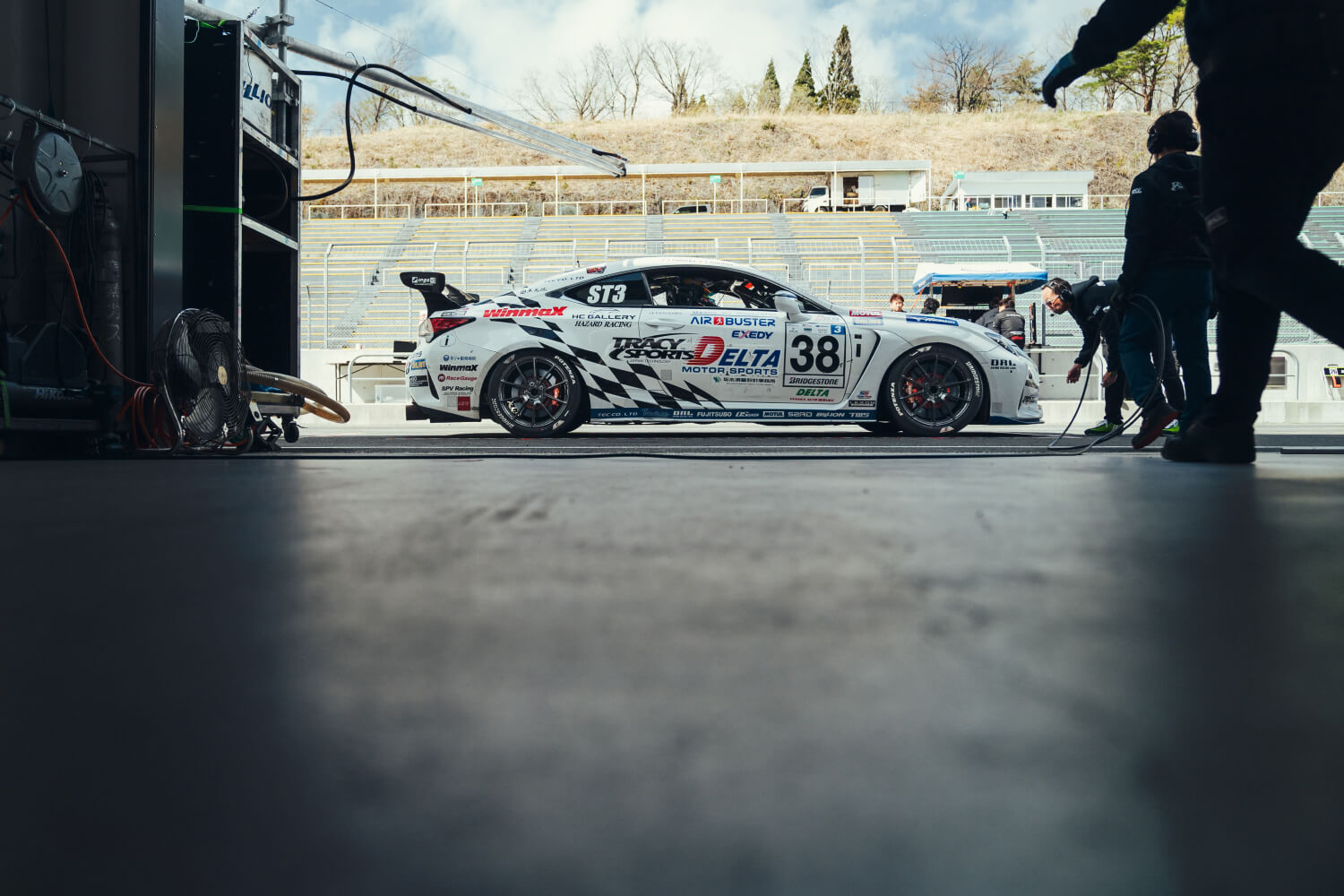 LEXUS ‐ TRACY SPORTS - LEXUS MOTORSPORT | SPORT | LEXUS NEWS
