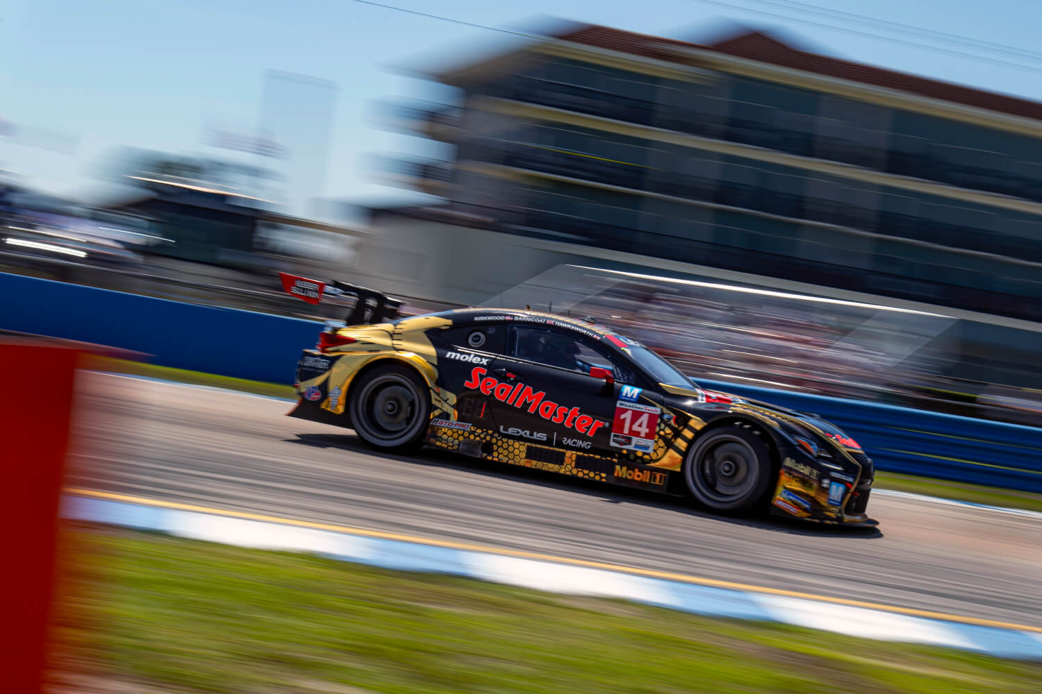 LEXUS ‐ VASSER SULLIVAN RACING - LEXUS MOTORSPORT | SPORT | LEXUS NEWS