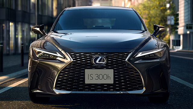 LEXUS ‐ IS